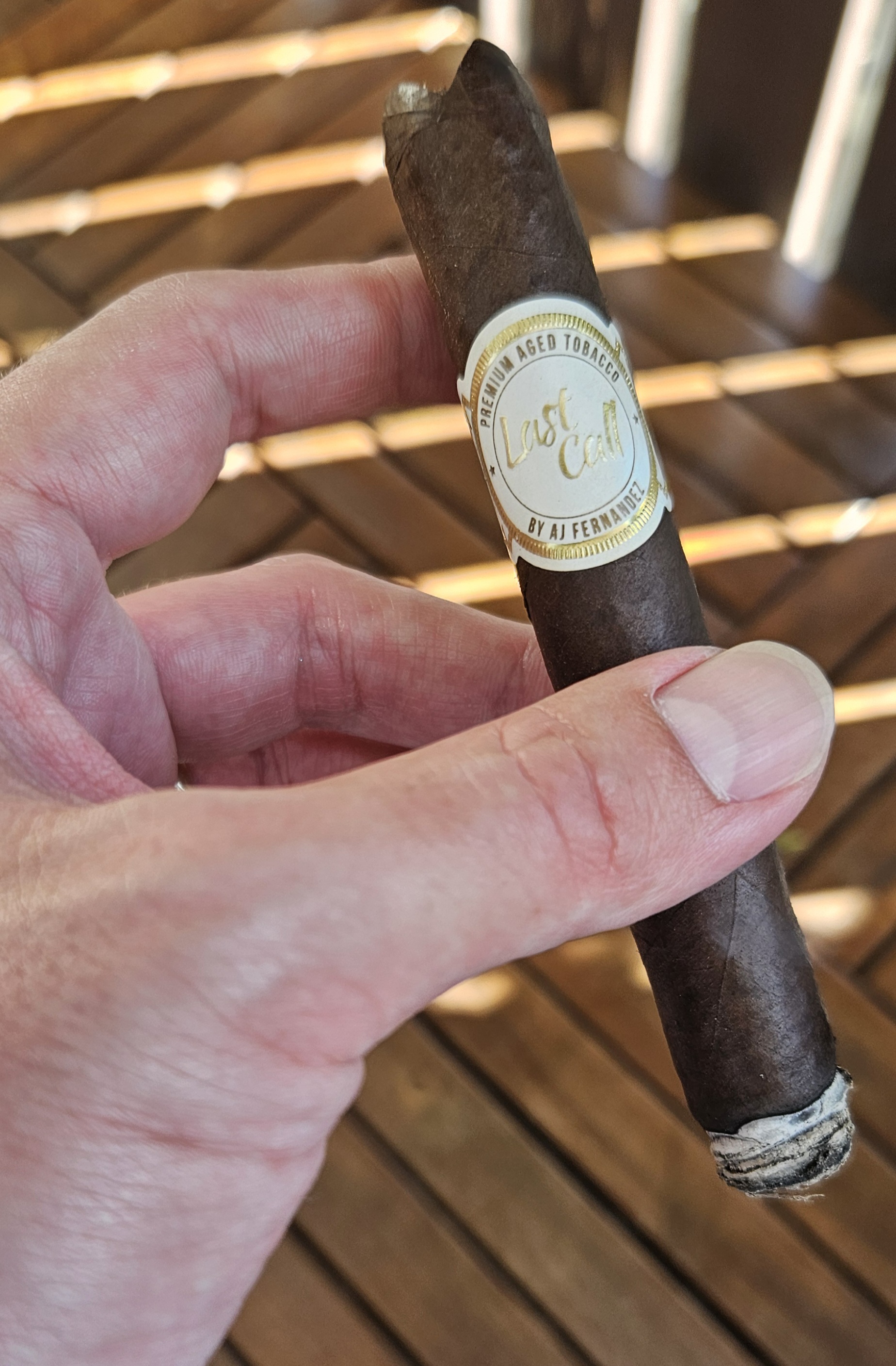 Aj Fernandez Last call geniales maduro cigar review - Vdg-cigars